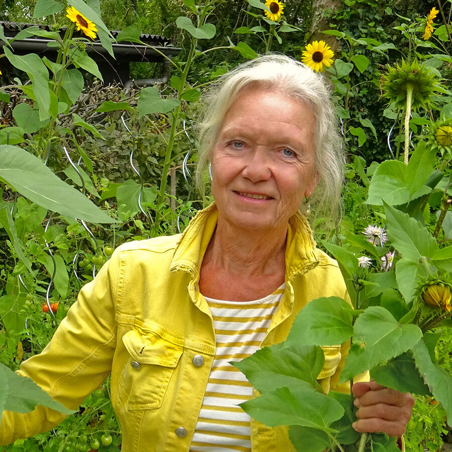 Jacqueline van der Kloet | Hachette Book Group