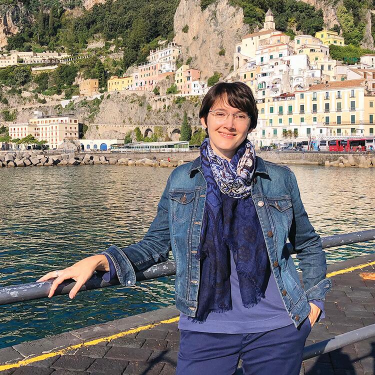 Laura Thayer | Hachette Book Group