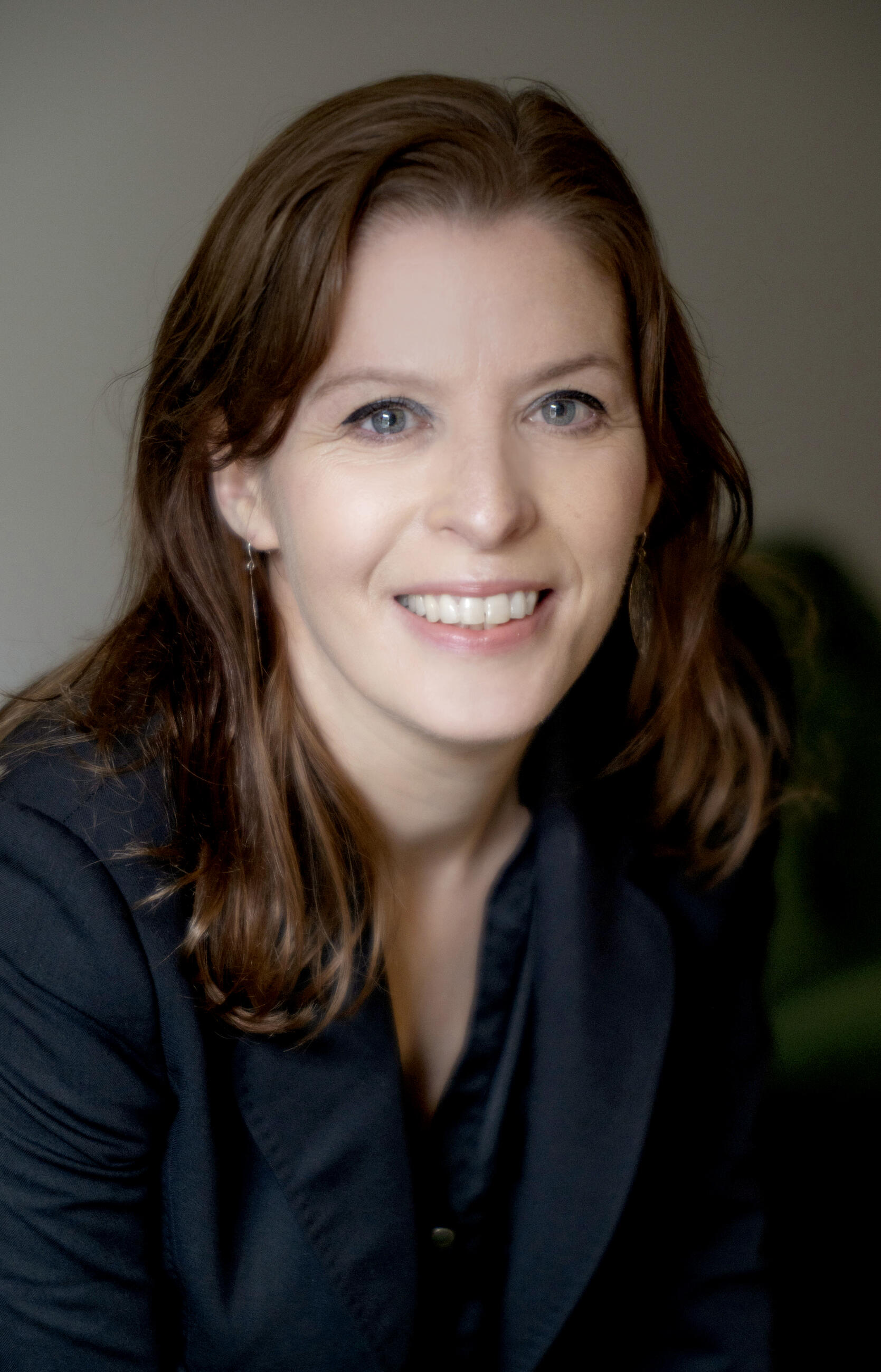 Elisabeth Braw | Hachette Book Group